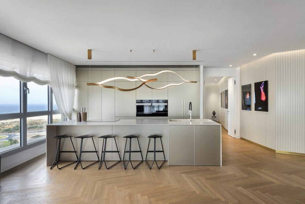 מטבח סהרה: מדבריות בלב הבית - SEMEL KITCHENS