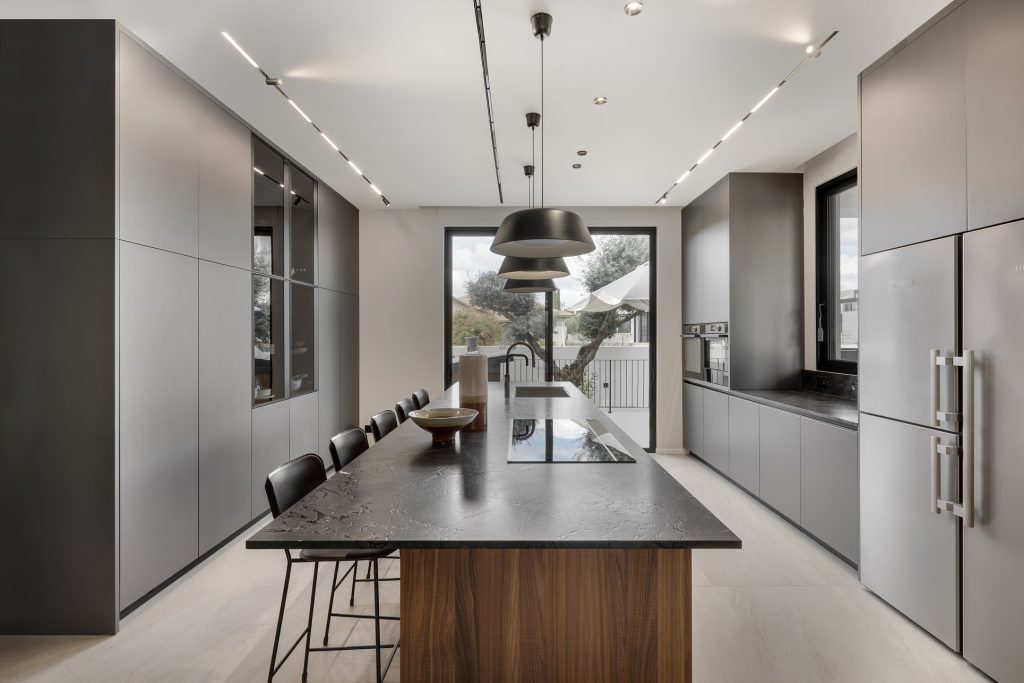 סדרת ה-S | מטבחים מודרניים בקווים נקיים וישרים - Semel Kitchens